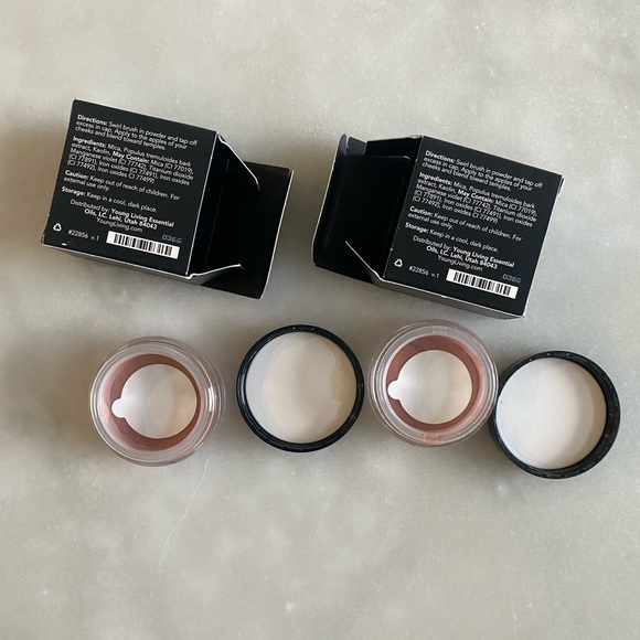 Young Living | Makeup | New Savvy Minerals By Young Living Loose Powder ...